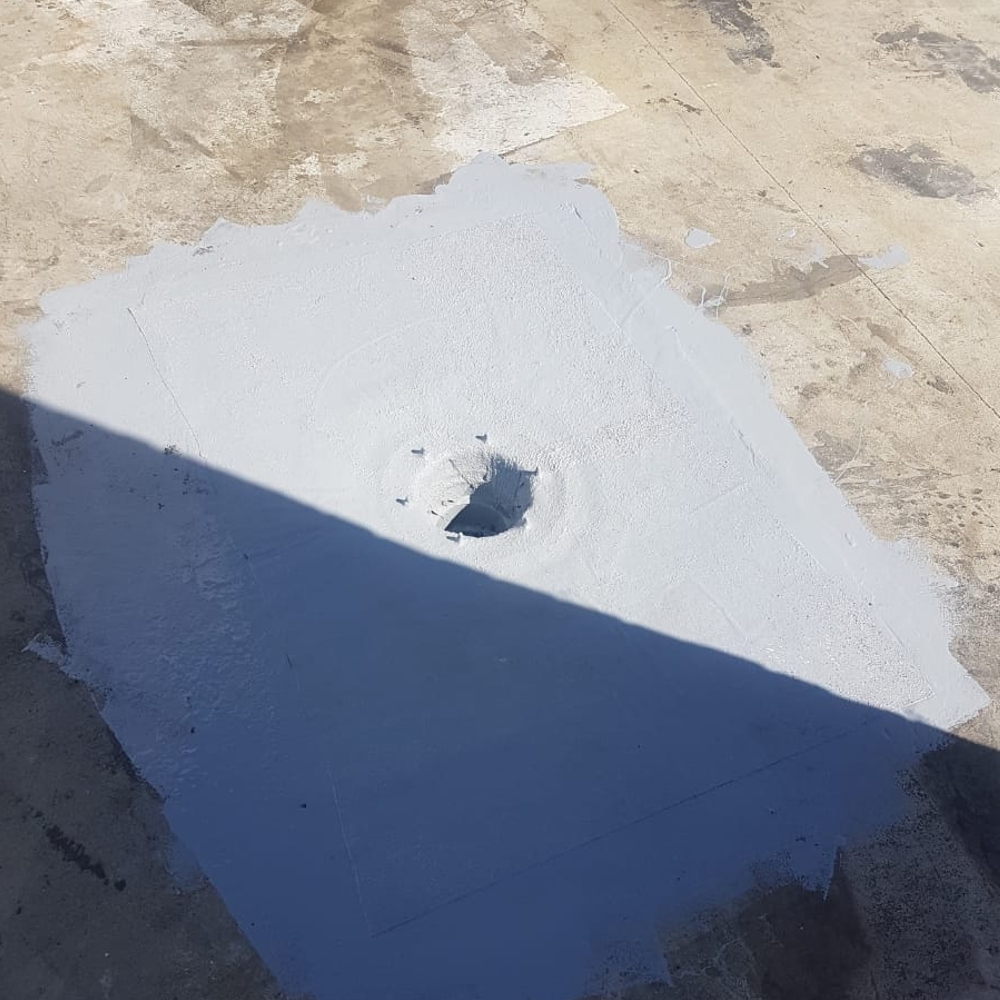 Кровельная гидроизоляционная мастика Elastomeric 110 (базовый слой) полимерная, белая, 3 кг ...